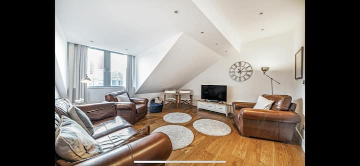 Exceptional+central+safe+luxury+secure Parking - Harrogate