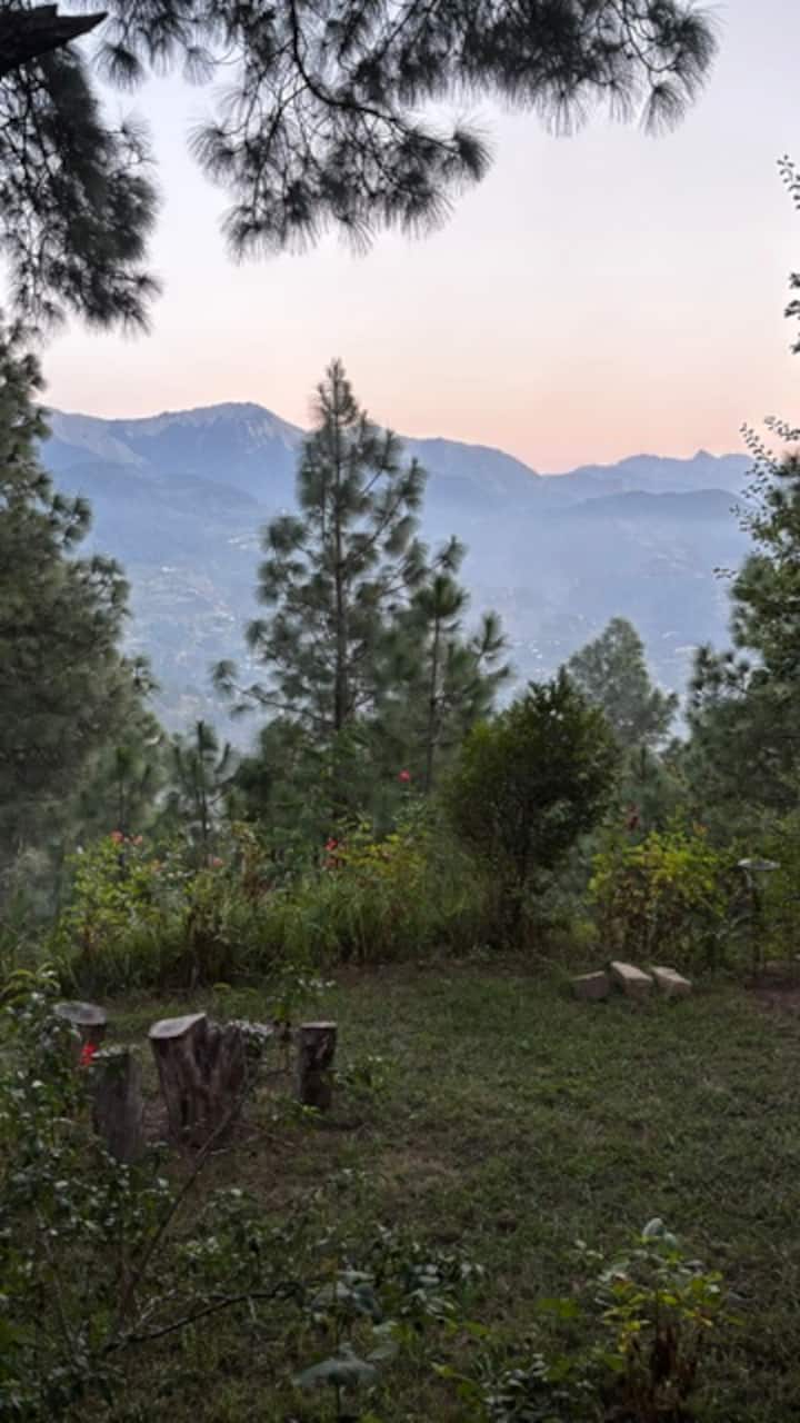Whispering Pines - Heritage Retreat - Patnitop