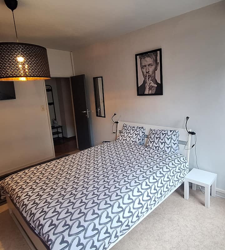 Studio Boulevard Tirou Pers De La Gare - Charleroi