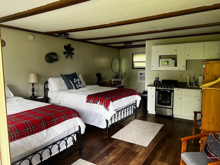 Birch Point Resort Kitchenette #14 - Hayward, WI