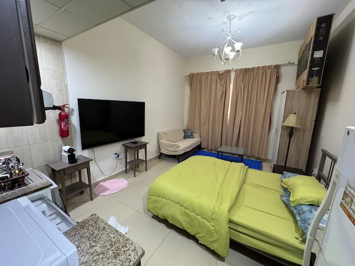 Studio Near Ajman Centre | Perfect For Long Stays - Ajman