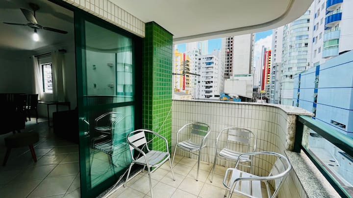 2 Suítes C/ar | Churrasqueira | 1 Vaga Privativa. - Balneário Camboriú