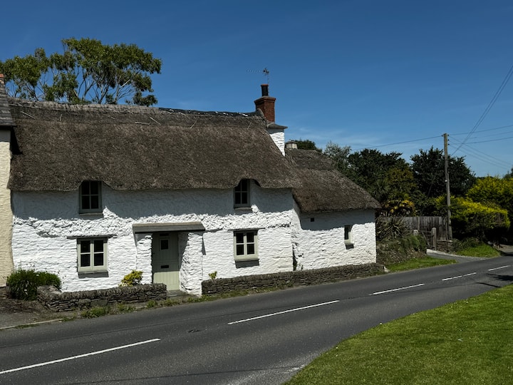 Cosy Thatched Cottage Sleeps 6 Near Portscatho - St Mawes