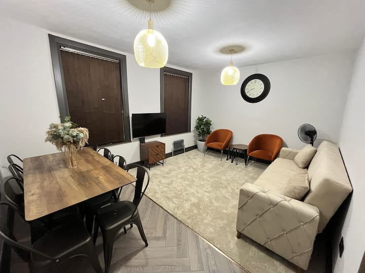 Amazing 3 Bedroom Apart. Sleeps 6-8 - Greenwich