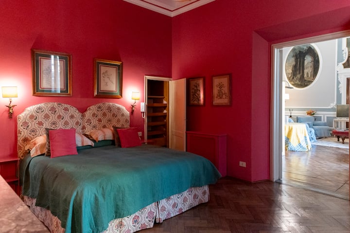 Regal Apartment In 16th Century Florentine Palazzo - Florença