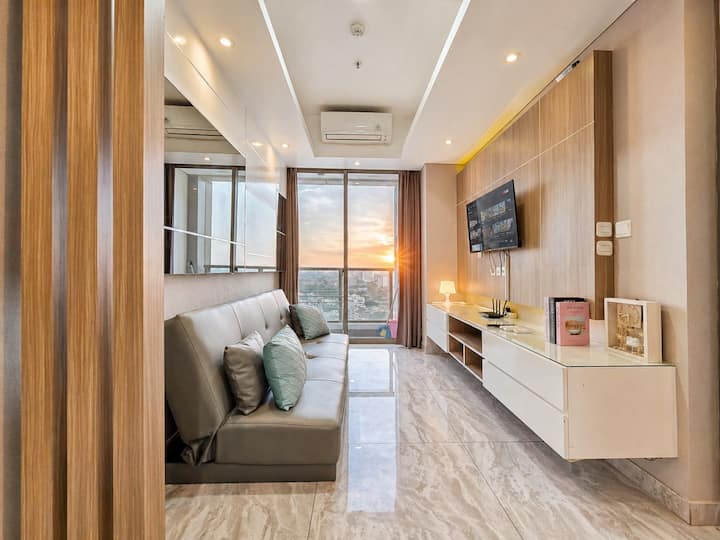 Luxe Sanliving • 2br Taman Anggrek • Mall Direct - Jakarta