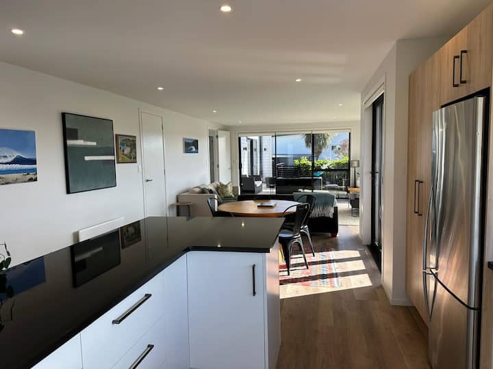 2022 Built 2 Bedroom Bungalow In Lorenzen Bay - Raglan