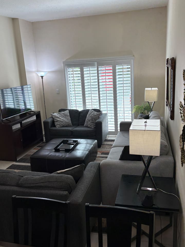 Clearwater Beach Condo-2 Blr Condo Fits 6 Ppl. - Clearwater, FL