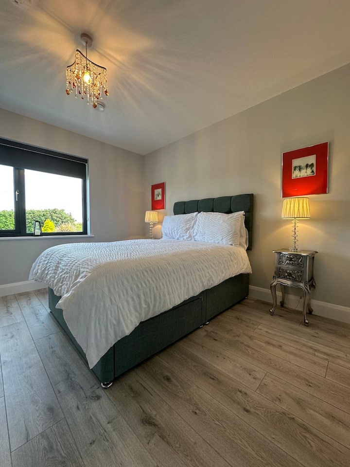 Binghamstown Double Room - Mayo