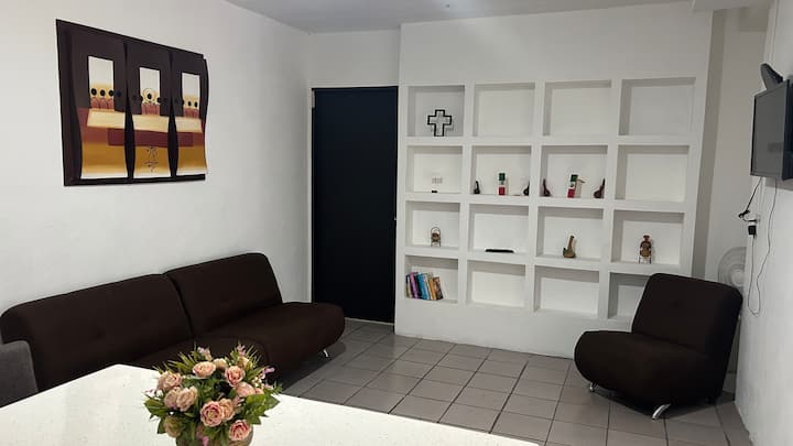Departamento Entrada Independiente En San Pedro - Monterrey