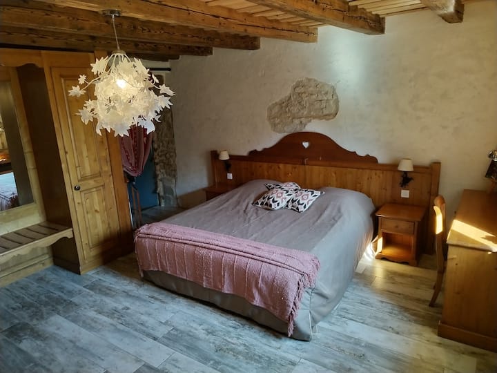 Logement + Parc De 40 Ares Pour Chien,  Parking. - Saint-Laurent-en-Grandvaux