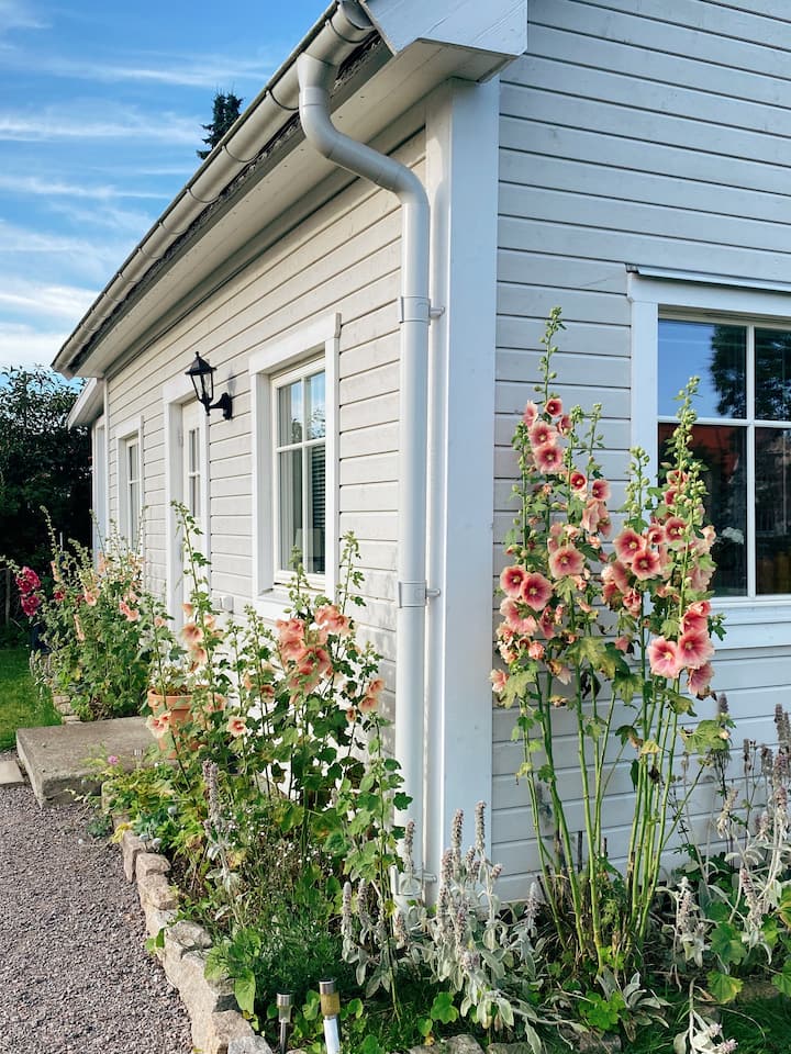 Nyrenoverat Gästhus I Centrala Hjo - Hjo