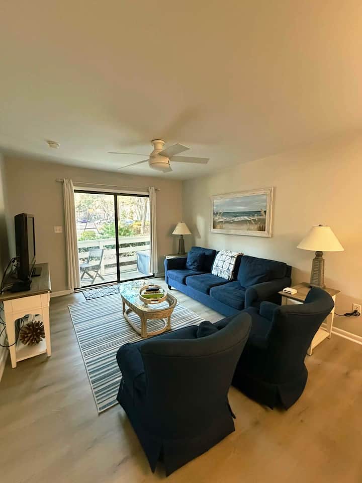 Walking On Sunshine! 2bed/2bath Villa - Hilton Head Island, SC