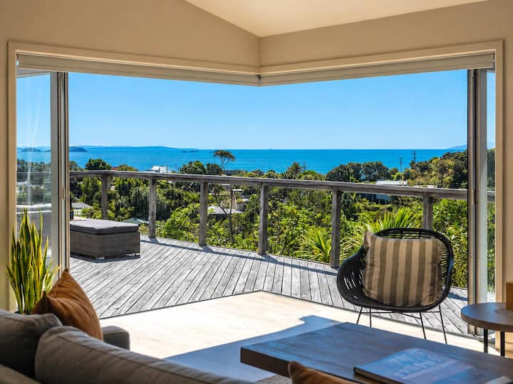 Hekerua Bay Retreat - Palm Beach Coastal Views - Waiheke Island