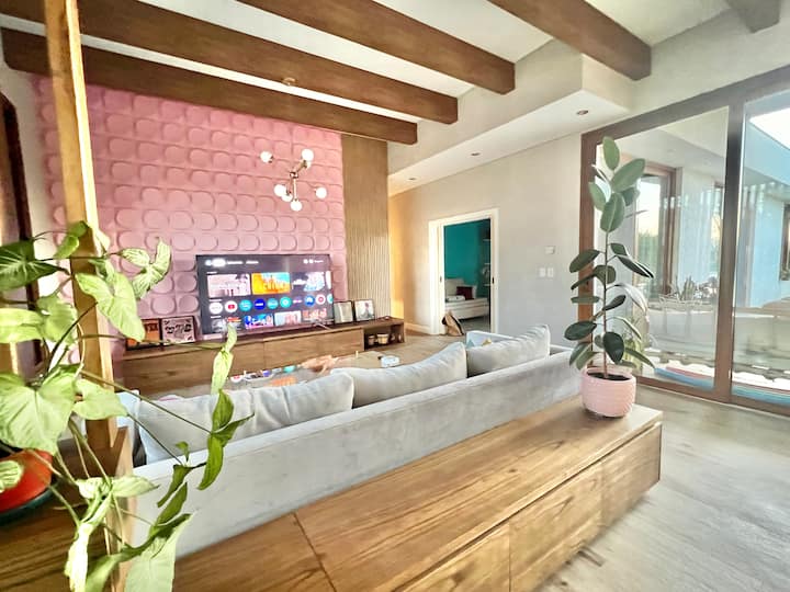 Luxury Mid-century House By The Lake Jacuzzi Pool - Bethlehem