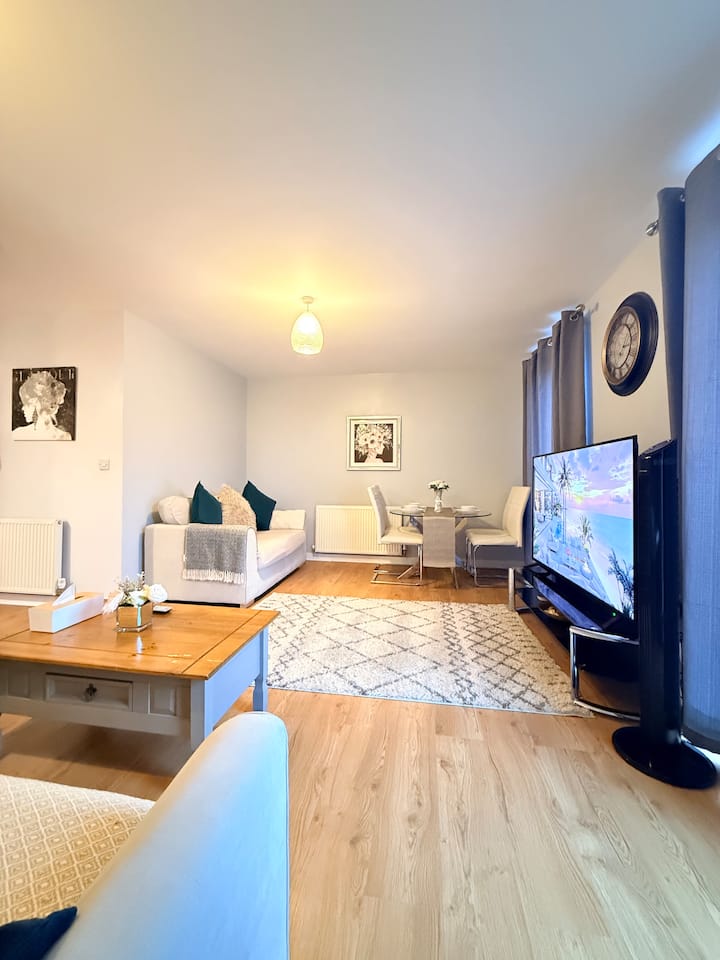 2 Bedrooms Modern Apartment Central Edinburgh - Edinburgh