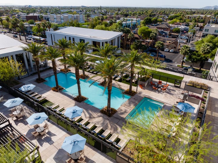 Downtown Studio | Resort-style Pool - Phoenix, AZ