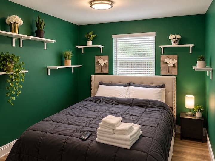 Entire Beautiful Beautiful Home For Your Stay! - North Lauderdale, FL