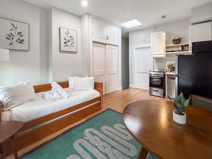 The Ellie House 5- Cozy Back Bay Getaway! - Boston, MA