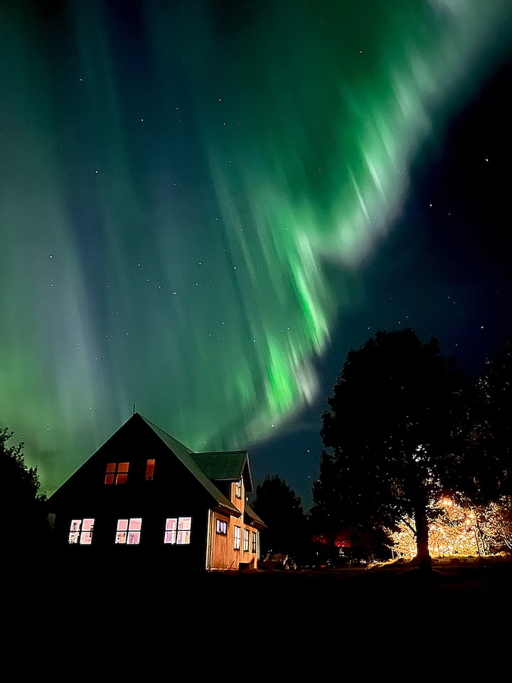 ÁSkot Farmhouse -A Cozy Country Retreat-southcoast - Islande