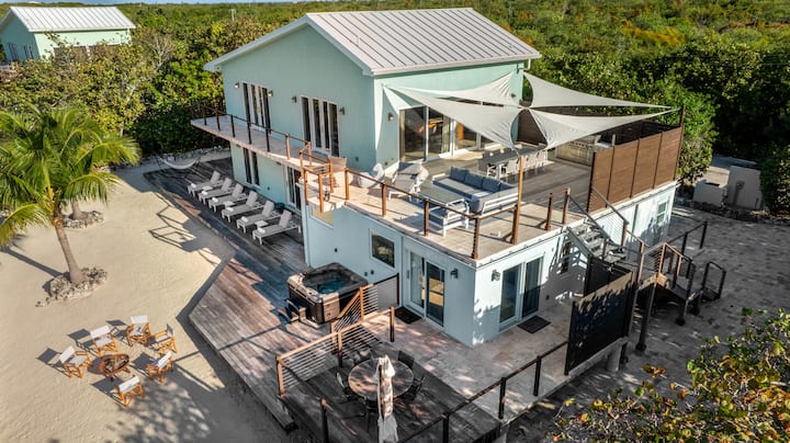 4-bed Luxury Villa In Little Cayman - Cayman Islands