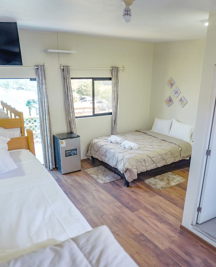 Group Family Room - Pisco