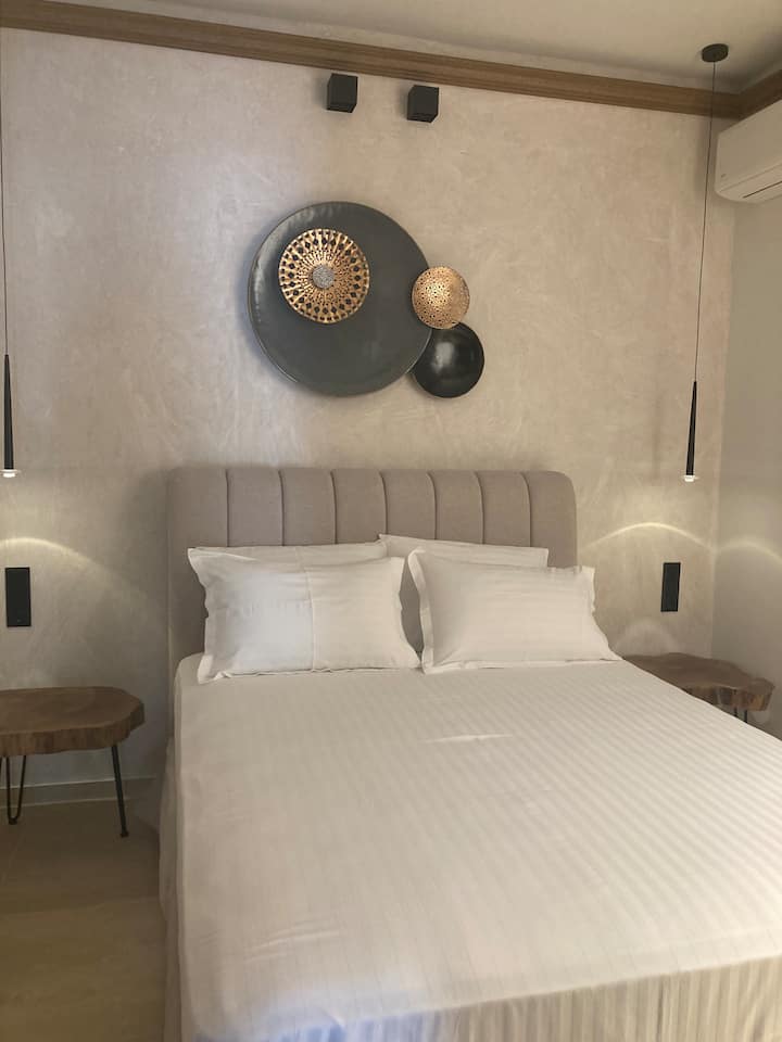 The Mits Deluxe Suite - Skiathos