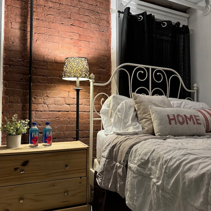 Beautiful Brick 1bd  By Yankee + Private Entrance - Englewood, NJ