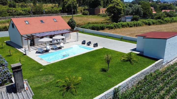 Villa Carlindo - Private Pool - Nature & Calm - Paredes de Coura