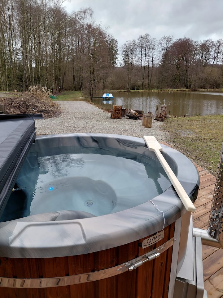 Francorchamps-chalet Isolé Au Bord D'un éTang - Stavelot