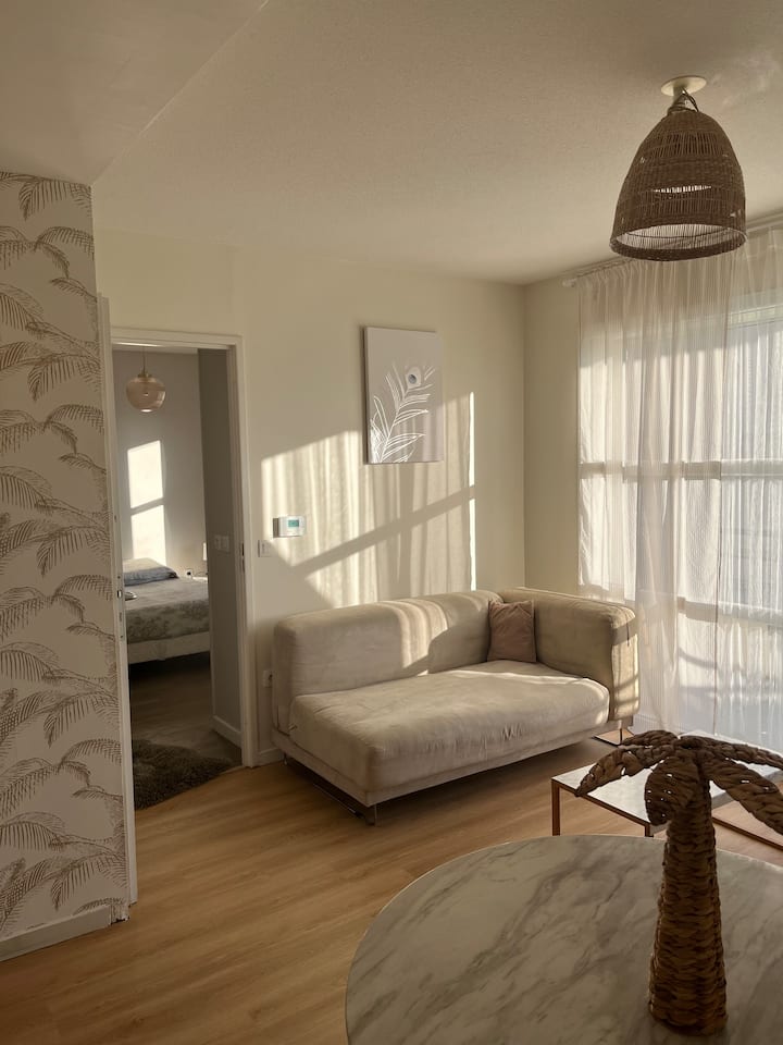 Appartement Moderne - Parking Gratuit Sur Place - Villenave-d'Ornon