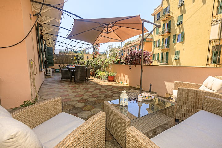 Centro Città, Terrazza, Fast Wi-fi E A/c! - Genova