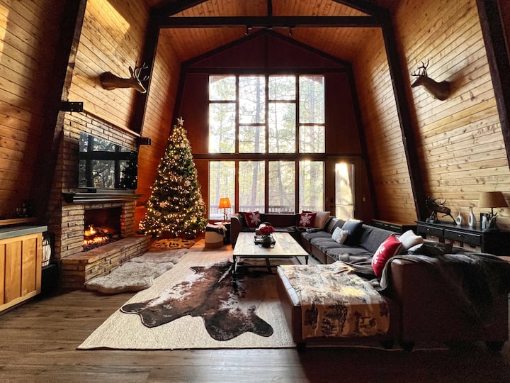 Newly Remodeled Luxury Rimrock Cabin-a/c & Hot Tub - Munds Park, AZ