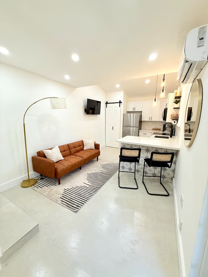 Casa Sol Miami - Westchester, FL