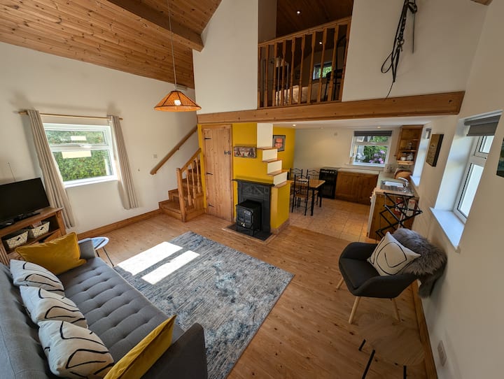 Mezzanine Cottage Retreat - Ireland