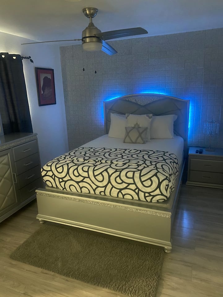 Studiolabelle - Henderson