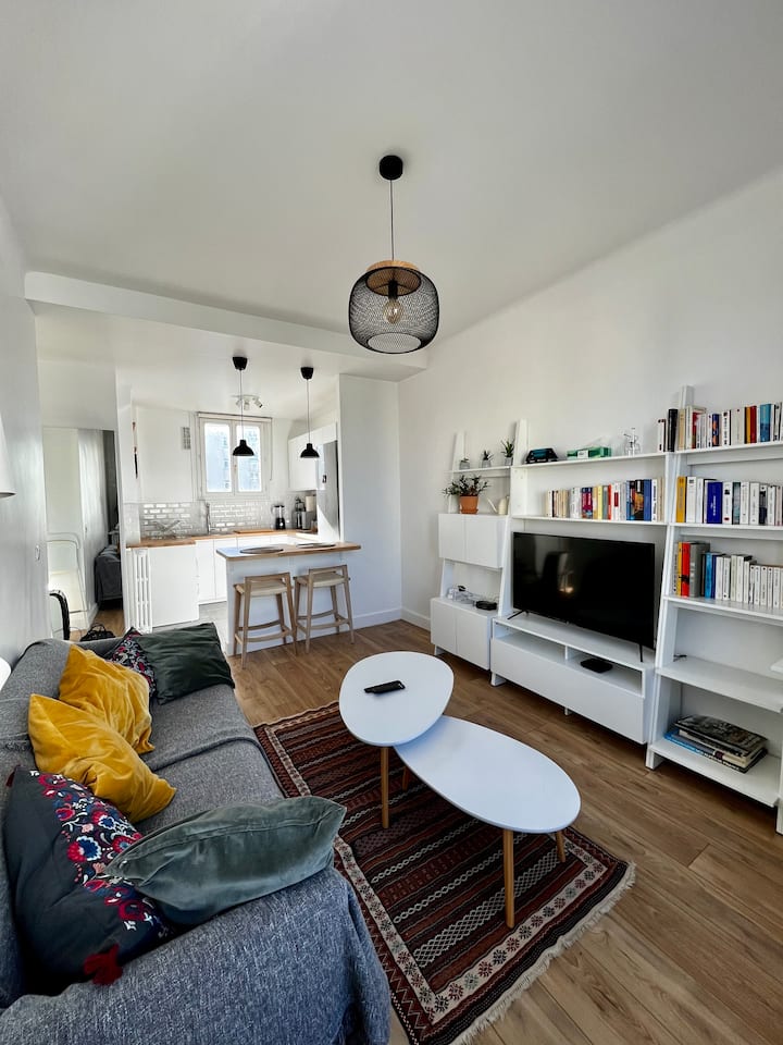 Courbevoie : 2p - Refait A Neuf Idéalement Situé - Neuilly-sur-Seine