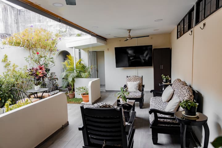 Casa Con 4 Habitaciones En San Salvador - San Salvador