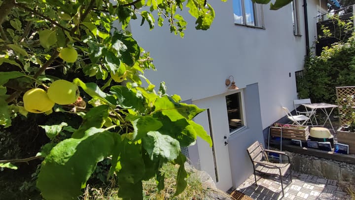 Charmerande Lgh M Trevlig Terrass O Fri Parkering - Stockholm