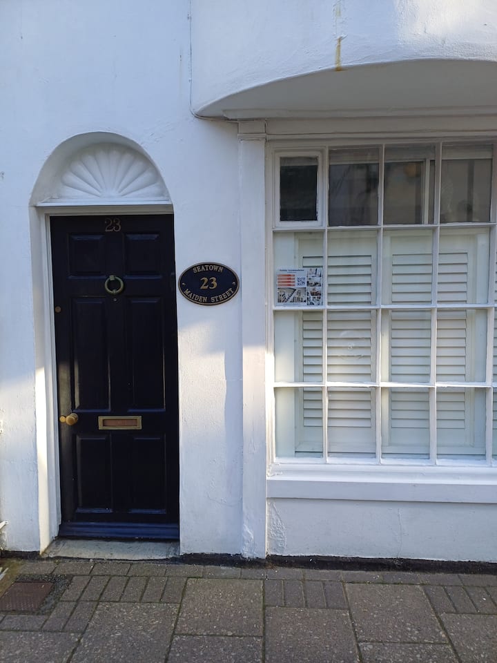 23 Maiden Street, A Weymouth Townhouse - Weymouth