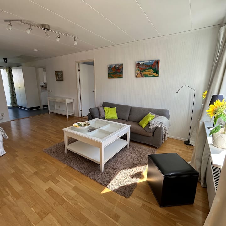 Lägenhet Med Egen Ingång I Villa. - Stockholm