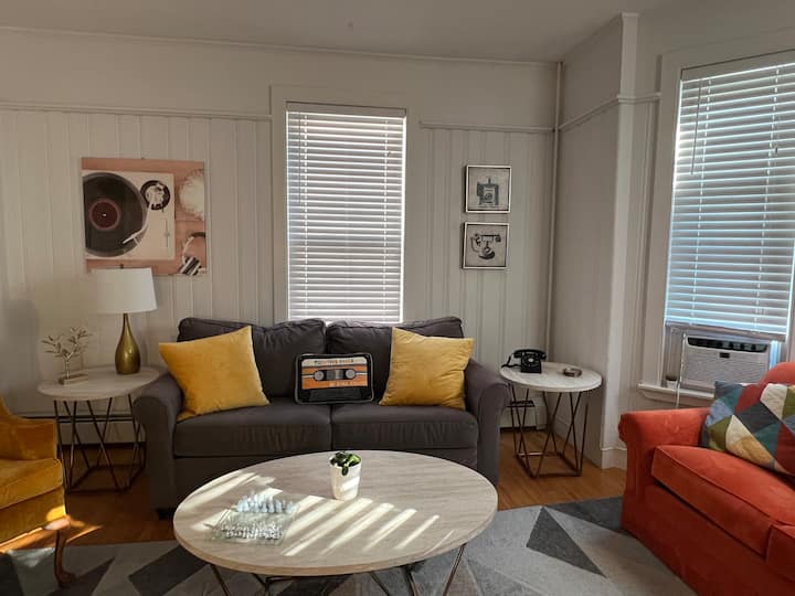 Retro Family Friendly Flat On Munjoy Hill-2 Br - Portland