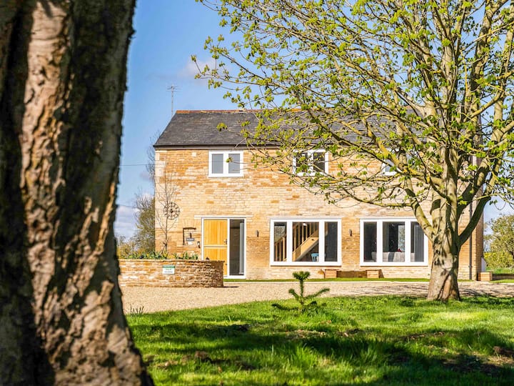 The Warren - Uk34820 - Stamford
