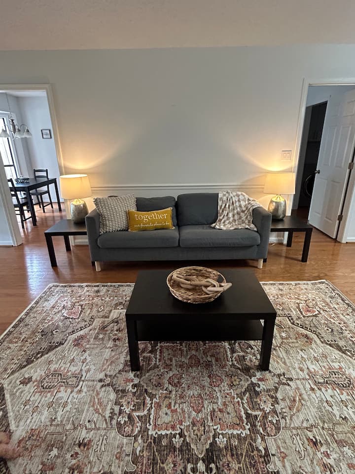 Cozy 3-bedroom Home With A Pool. - Tuscaloosa, AL