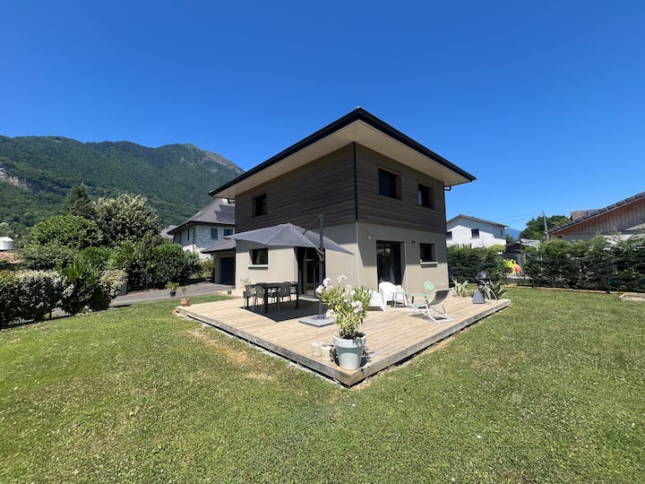 Maison Idéal Pour Vacances En Famille - Albertville