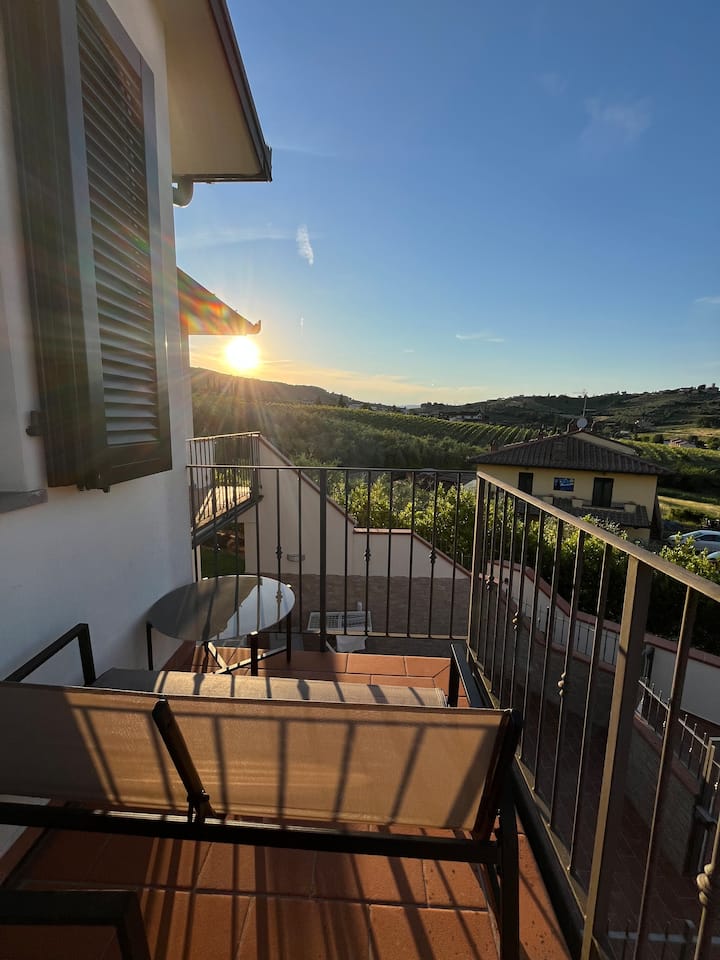 Casa Lumeet, Among The Vineyards In Seano - Vinci