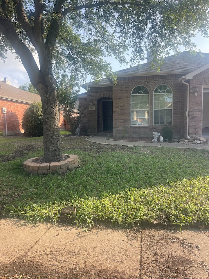 Charming 3bd/2bath In Forney, Tx - Dallas, TX