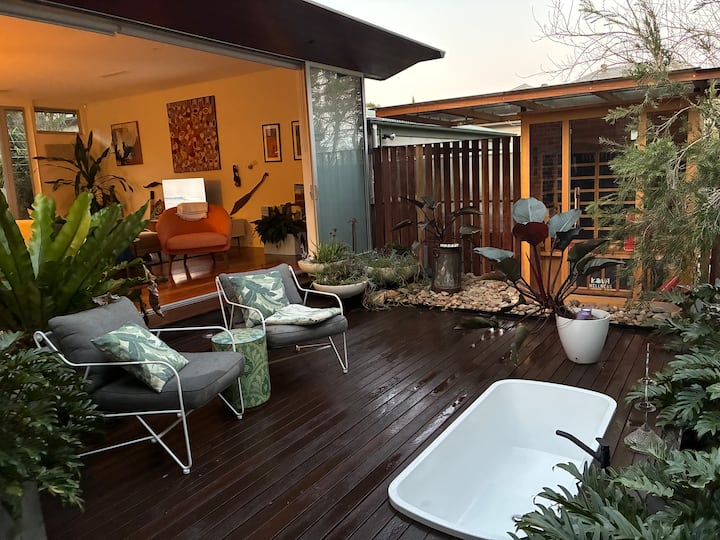 Luxury Wellness Spa Retreat - Wollongong