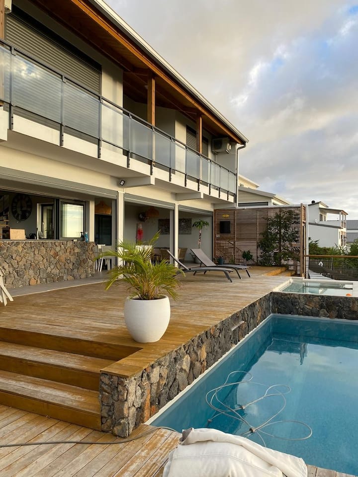 Magnifique Villa Avec Piscine Et Spa à 100 Mètres - Saint-Leu