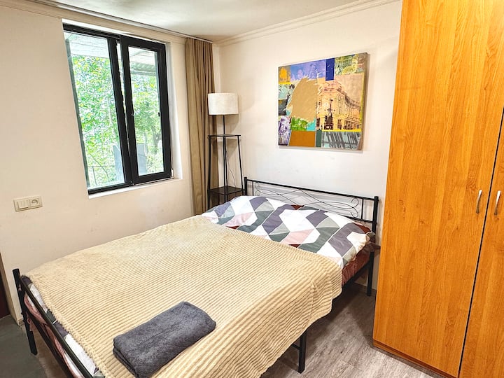 3. A Cozy Studio Near The City Center - Yerevan